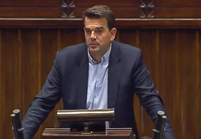 Jacek Tomczak rezygnuje z funkcji wiceministra, bo nie chciał funkcjonować "w klimacie pomówień ...